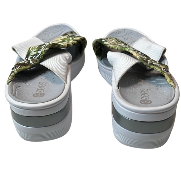 Bzees | Shoes | Bzees Diamond X Band Wedge Slide Sandals Size 7 | Poshmark